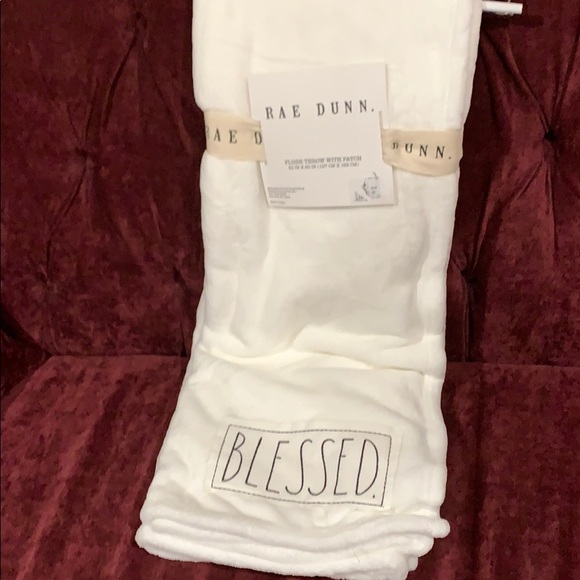 Rae Dunn | Bedding | Rae Dunn Plush Throw With Patch | Poshmark